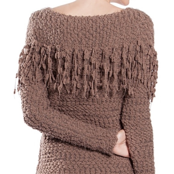 Ryu | Sweaters | Ryu Fringe Knit Crochet Lace Bottom Sweater | Poshmark